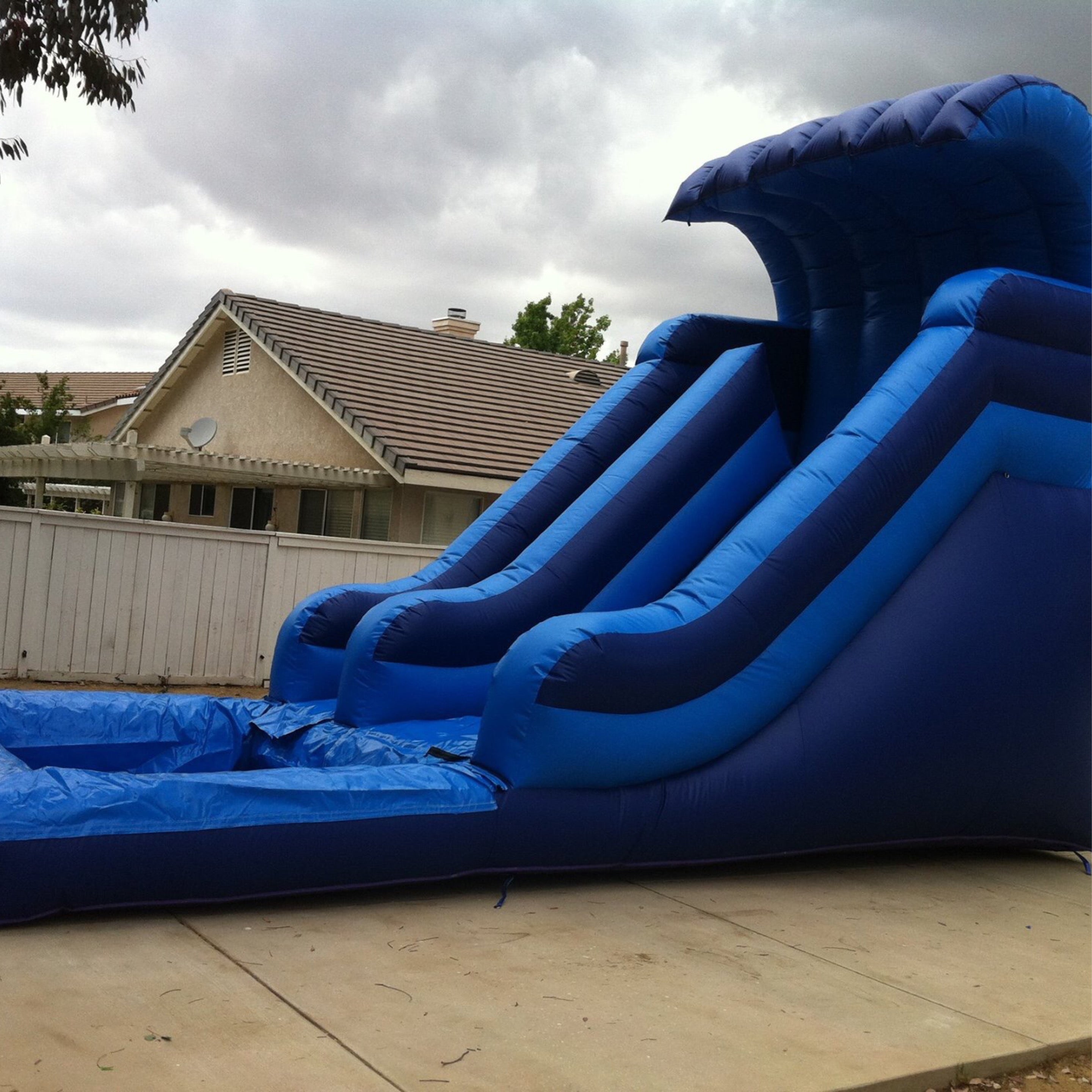 Blue Wave 17ft Water Slide | Temescal Valley Party Rentals